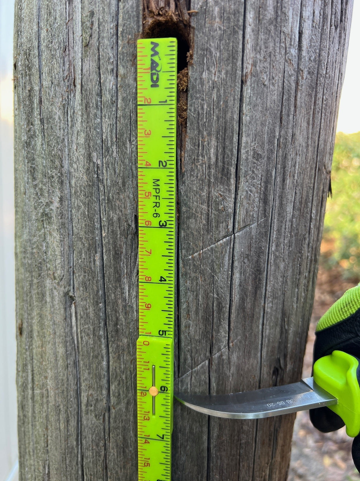 6' Fiberglass Folding Ruler | Inside Reading and Center-Point Markings
