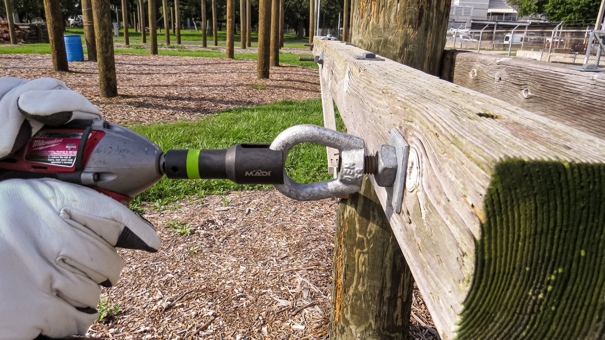 Slot Socket™ Plus - Impact-Rated Tool for Wing Nut & Eye Bolt Clamps